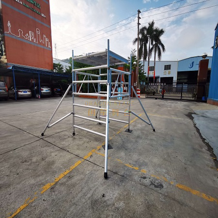 Ladder Mobile Portable Foldable scaffolding from China manufacturer ...