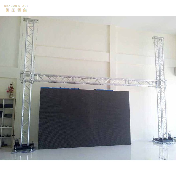 Background crane led truss